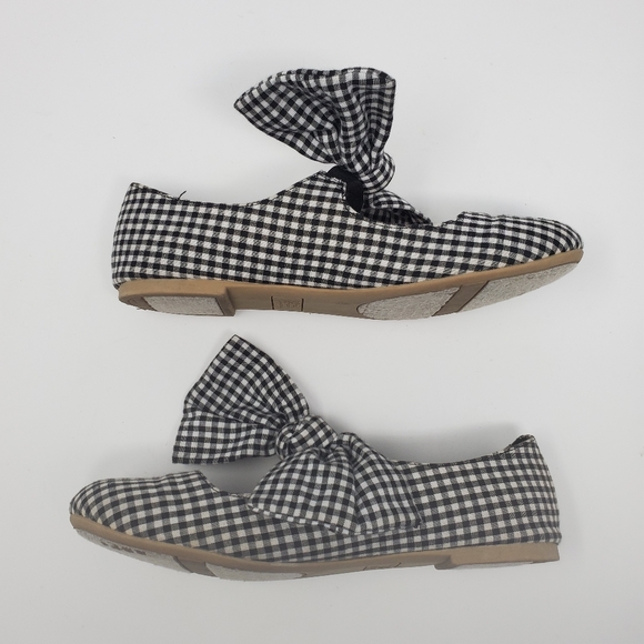 Disney | Shoes | Disney Minnie Mouse Flats Black White Checkered | Poshmark